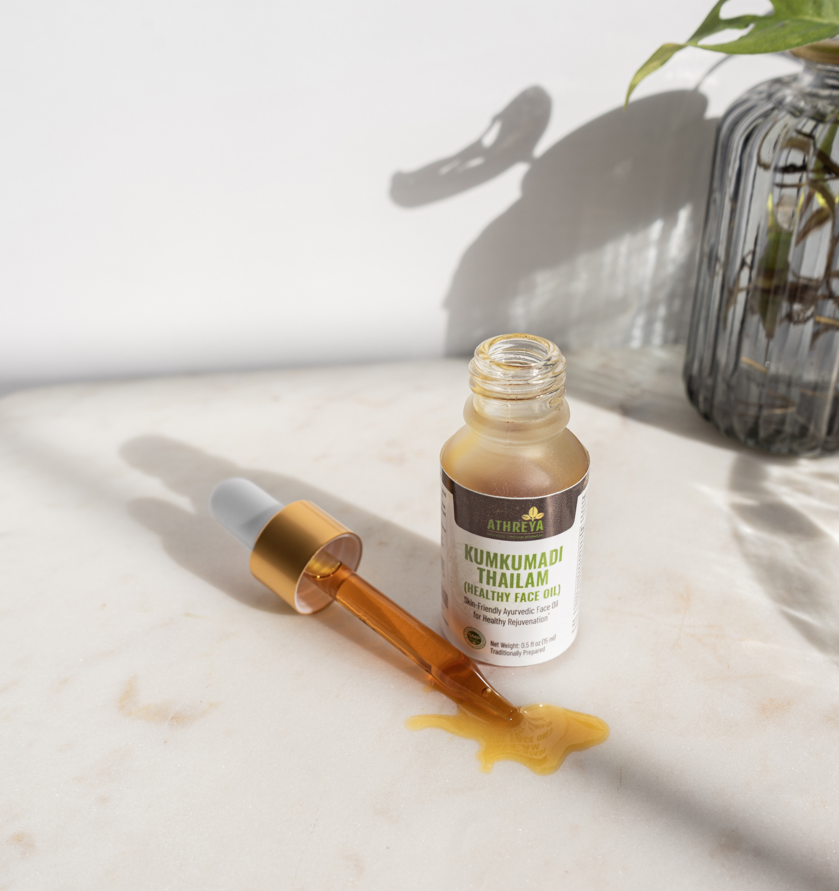 HEALTHY FACE OIL (KUMKUMADI THAILAM) | Ayurvedic Face Oil| Athreya Herbs